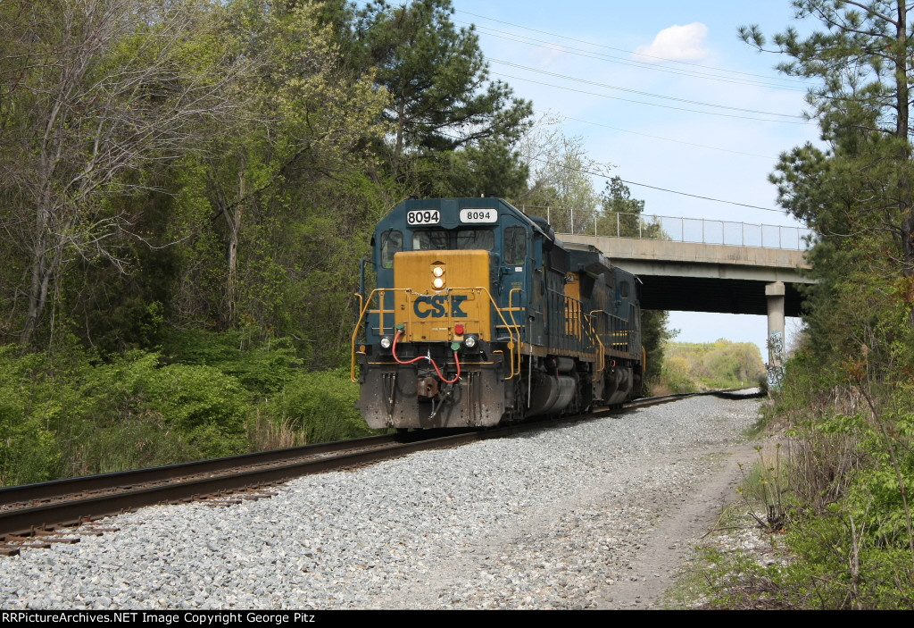 CSX train D777